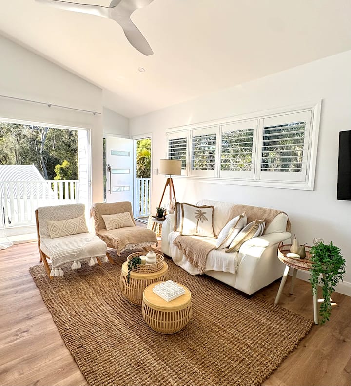 Stylish & Private Retreat In Avoca Beach - Terrigal