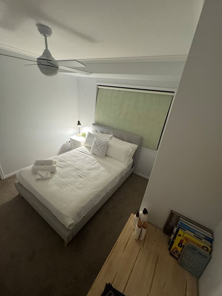 Home Away From Home, Easy Going, Great Vibes. - Yandina