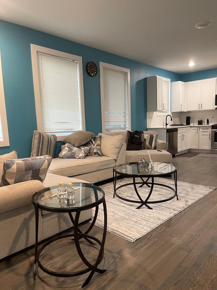 Ny/nj Entire 3br Home W/double Balconies+cozy Vibe - Newark, NJ