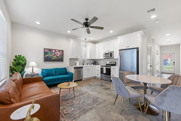 New/tabasco House/king/cajun Luxury/prime Location - Lafayette, LA