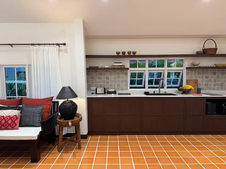 Heritage Hideaway Near Airport - Bangkok Suvarnabhumi Airport (BKK)