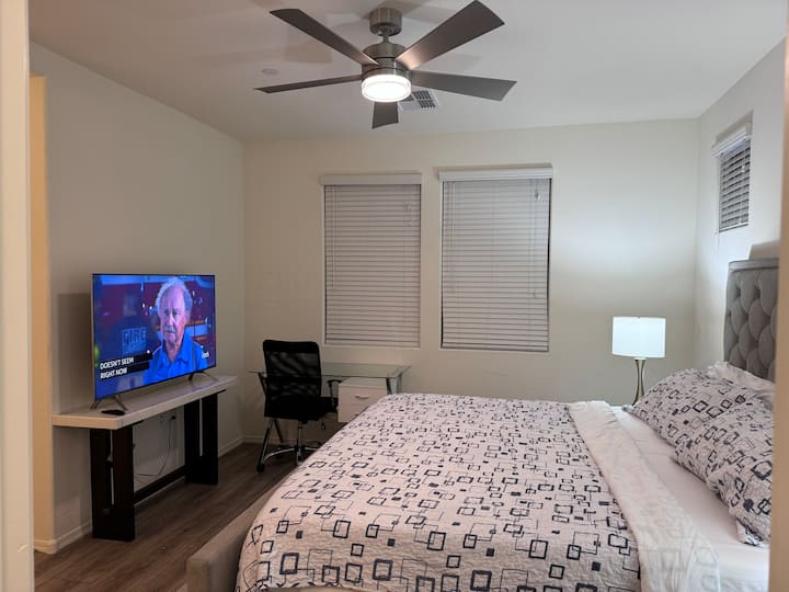 Home Away From Home 2 - Goodyear, AZ