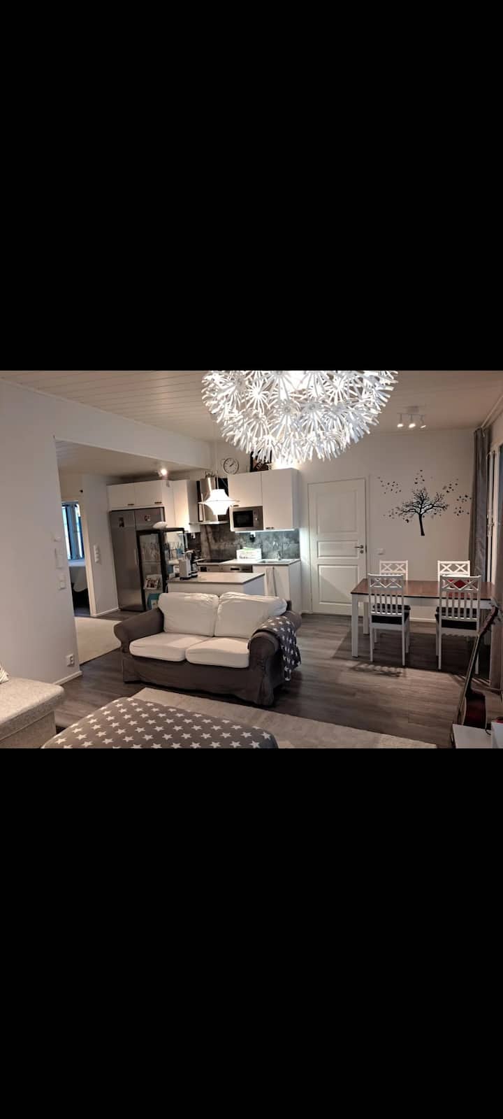 3 H, Keittiö + Sauna. 2 Wc. 3-4 Vuodetta. - Kuopio