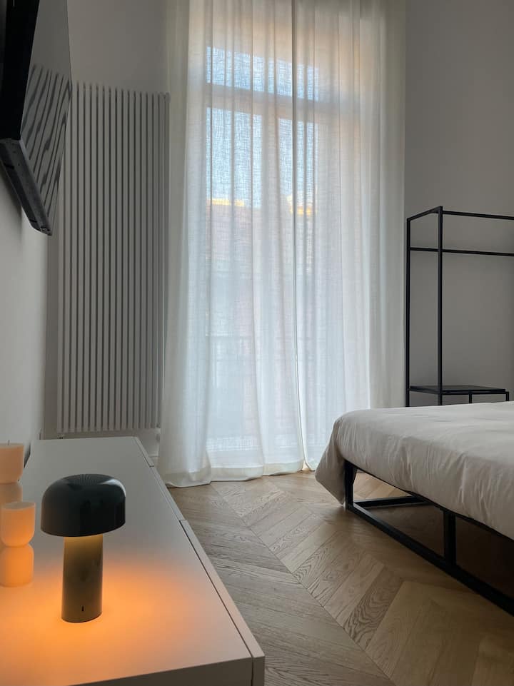 Chiaia N* 24 - Nápoles