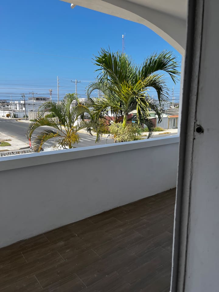 Bonita Villa Familiar - Salinas