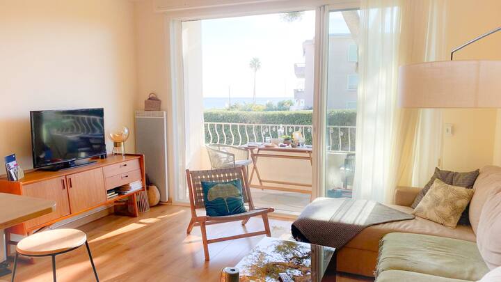 Charmant T2 Vue Mer, Parking, 100m De La Plage - La Ciotat