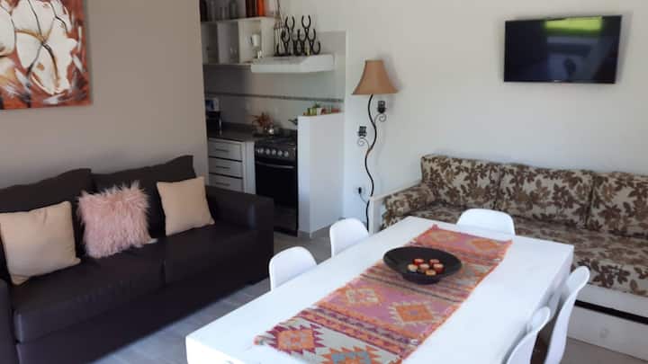 Depto. Ostende, 4 Cuadras De La Playa "La Deseada" - Pinamar