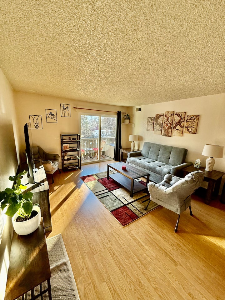Cutest Apartment In Boulder-10 Min To Pearl Street - ボールダー, CO