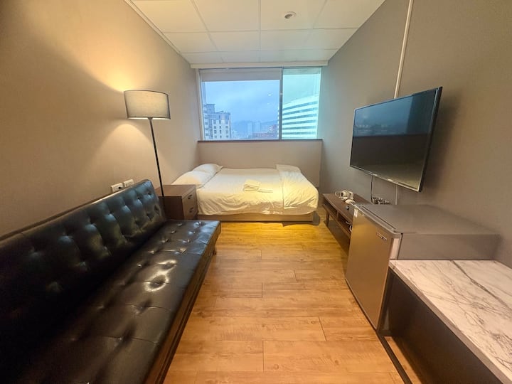 Spacious Studio,2-3 Ppl Taipei 101 City Hall Mrt - 汐止區