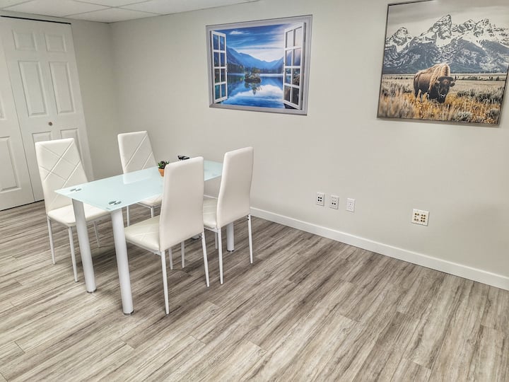 Figaro's Den - プリンス・ジョージ