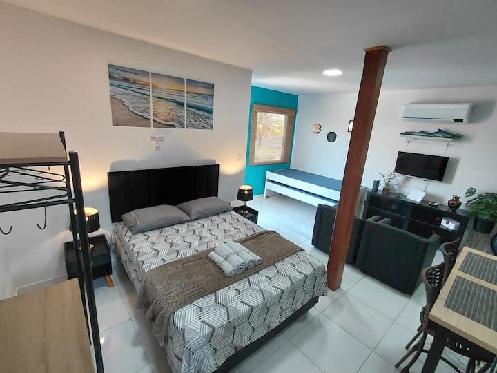 Loft Cantinho Do Mar 1 / Ar Condicionado/ Centro - Rio das Ostras