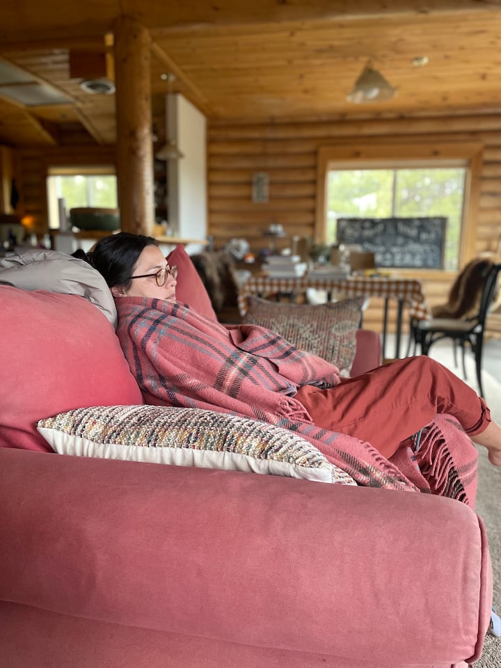 Cozy Log Cabin With A View - Truckee, CA