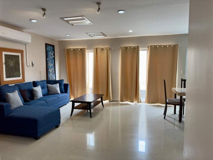 Hogar Fresco Moderno Y Elegante - Costa Dorada