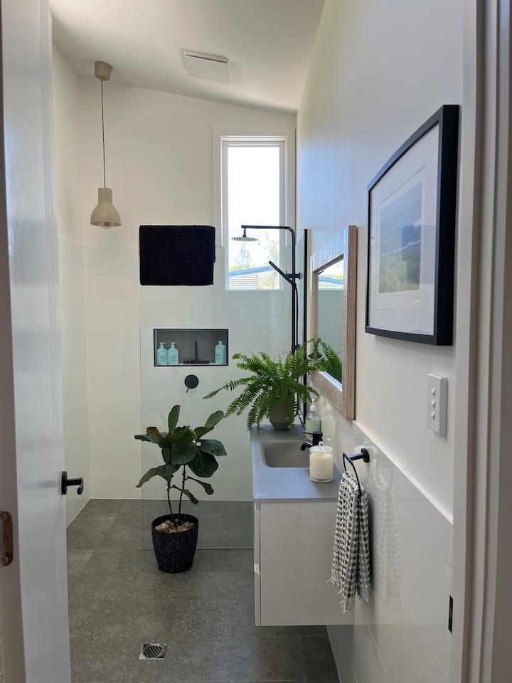 “Beach Vibes” Accomadation - Scotts Head