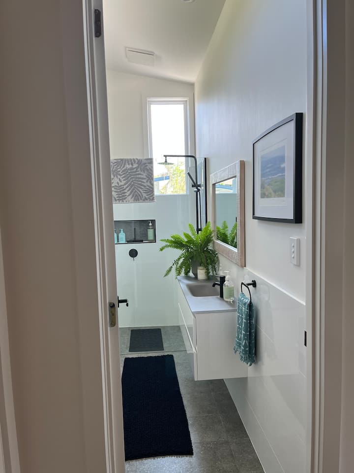 “Beach Vibes” Accomadation - Scotts Head