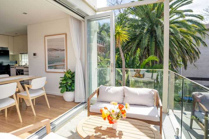 Sunny Bondi Beach Top Floor With Free Parking - Woollahra