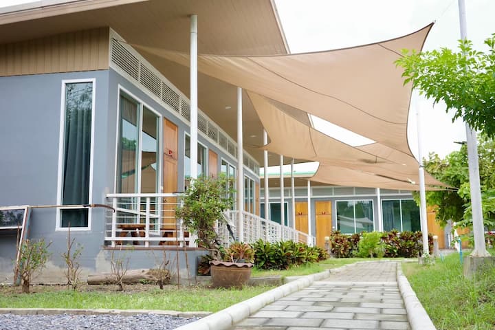 Woodview Resort In Bangkachao - Bangkok