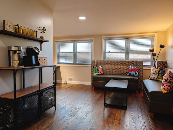 Southfield Room #2 I Parking - Berkley, MI