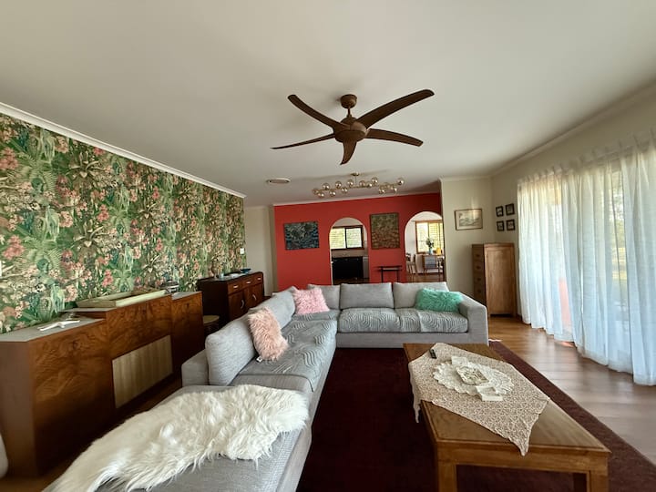 Ocean Views: 3br Retreat - 