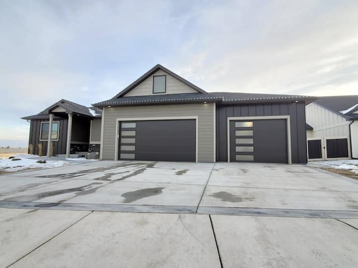 Executive Luxury - Billings, MT