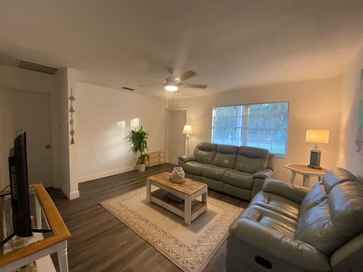 Lacasita + 9 Min Img! Close To Beaches, & Fun - Longboat Key, FL