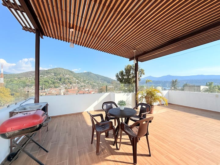 Casa En El Centro Del Pueblo - Valle de Bravo