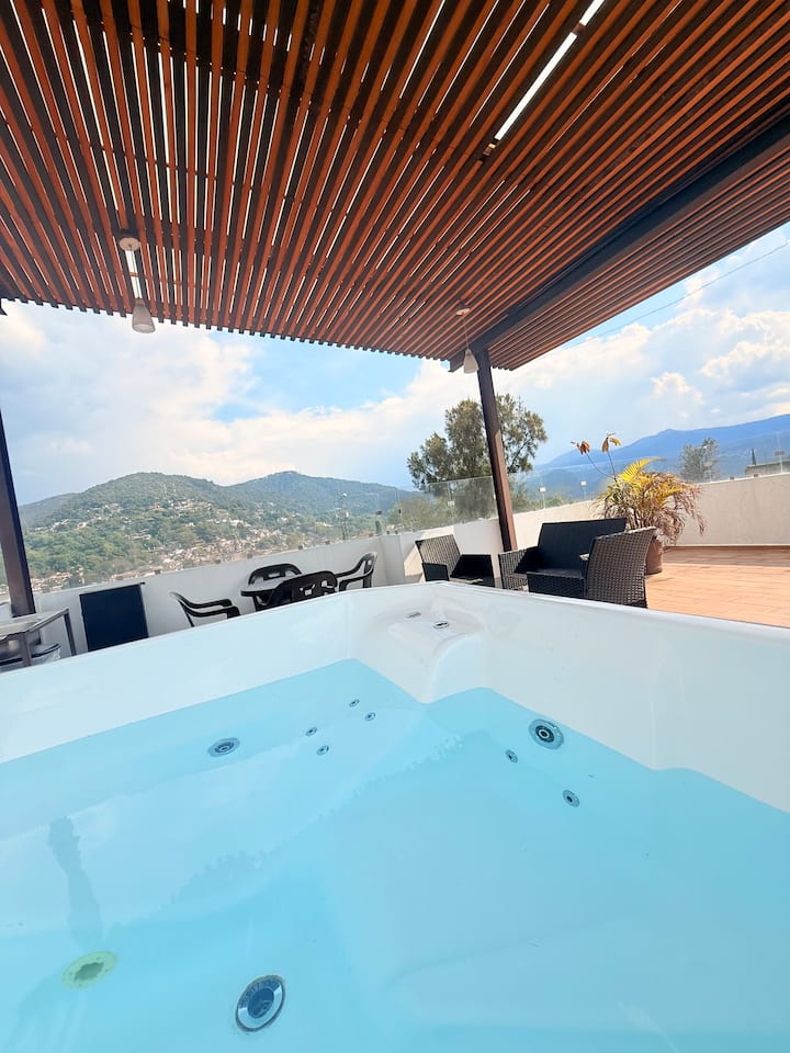 Casa En El Centro Del Pueblo Con Jacuzzi - Valle de Bravo