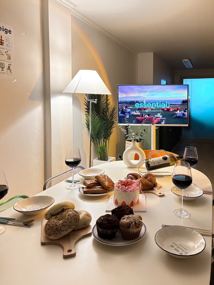 [Chill&cozy]지하철역1분/3룸/퀸침대4개/에어컨3개/고척돔/홍대/김포공항 - Bucheon-si