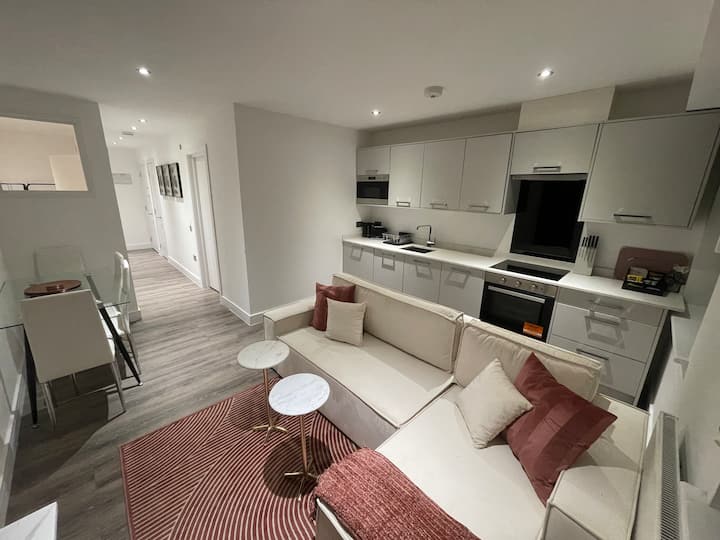 Kl Chic Two Bedroom Apartment - Reading
