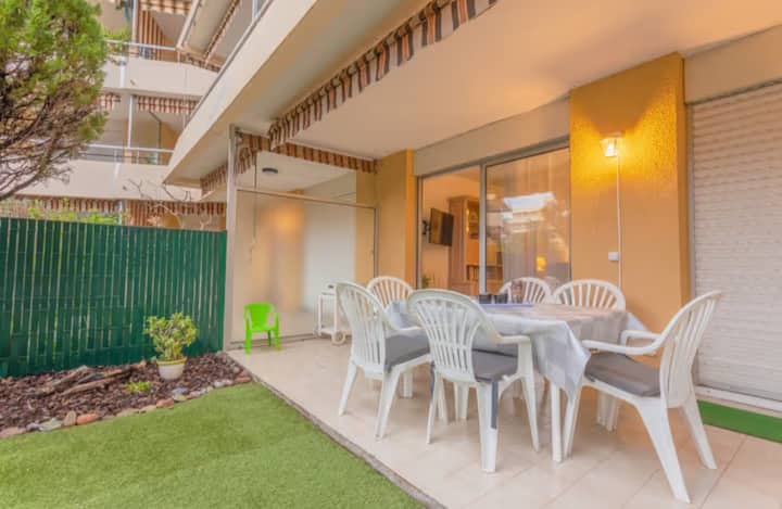 Tout à Pied - Plage- Piscine Le Miougrano - Fréjus