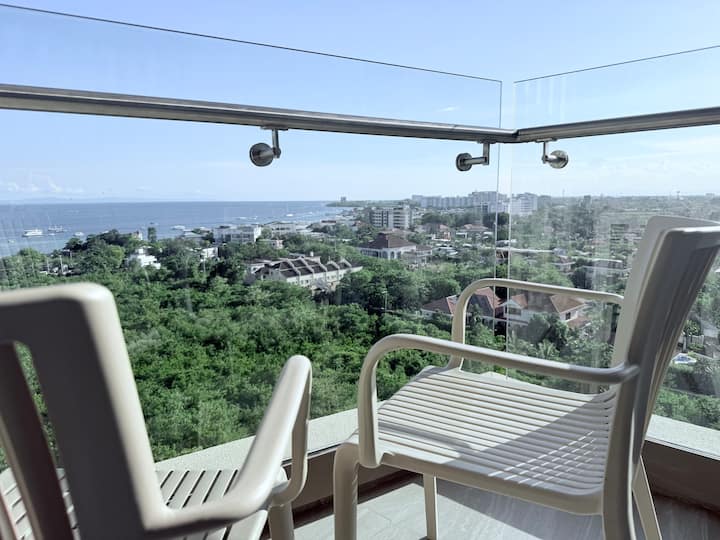 Luxe Ocean View Studio @Tambuli Cebu | Coral Suite - Filipijnen