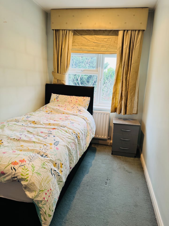 Cozy Room In Harrow, London - Edgware