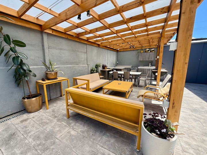 2 Casas Para Grupo Grande/4estacionamientos/4baños - Concepción