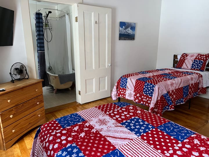 Allegory Inn Mt Washington Views  Near Hiking 1c - Bethlehem, NH