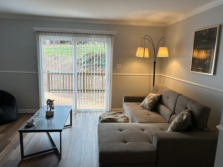 Karens's Place-near Rdu, Shops, Resturants & More! - Raleigh, NC