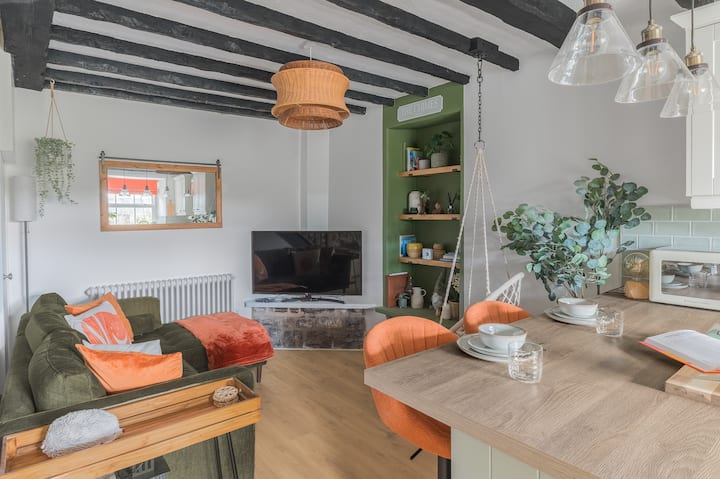 Charming, Cottage Style, Central Kendal, Parking. - Kendal