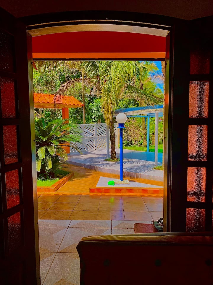 Casa Colorida - Refúgio Familiar Em Guaratuba - Bertioga