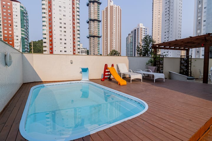 Apto Com Piscina Privativa - Balneario Camboriú