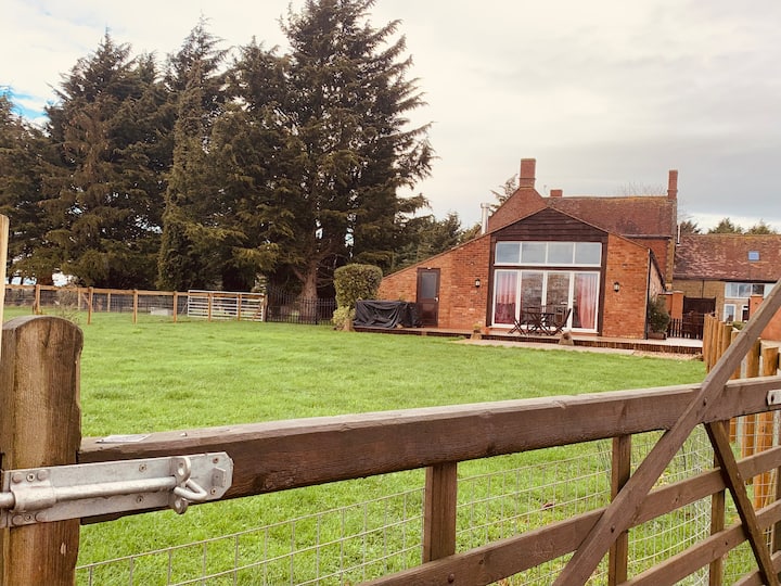Deerkeepers, Granby Farm - Warwickshire