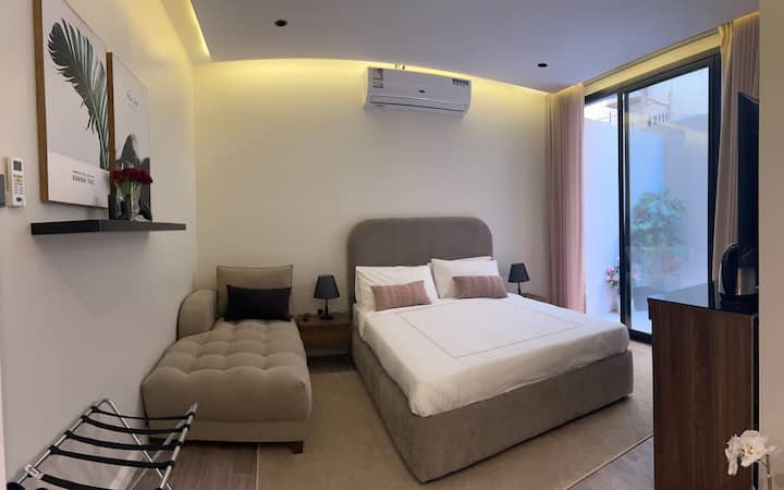 Integrated Hotel Studio - Riyadh