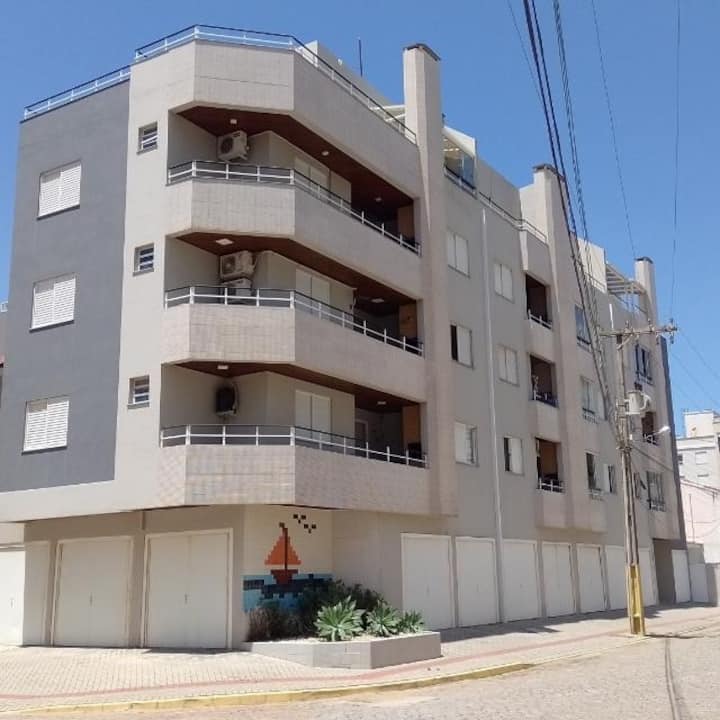 Apartamento Próximo à Praia - Laguna