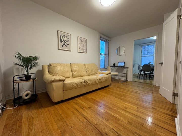 2 Bedrooms Well Located Near All Services - Laval