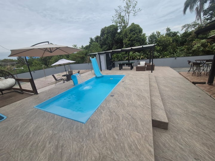 Paraíso Escondido Próximo Ao Mar - Itapoá