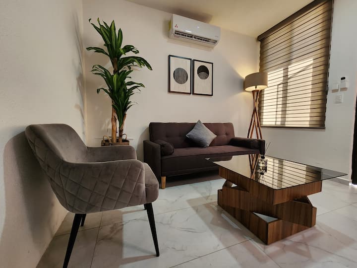 Casa Real Monarca 37 - Colima