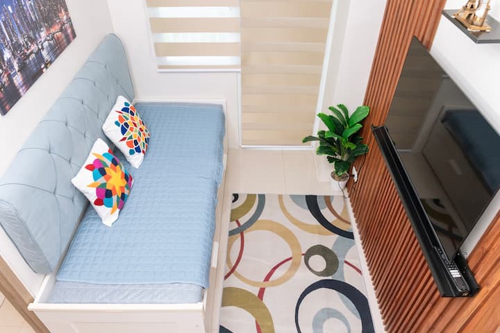 Cozy Staycation Near Naia Airport And W/ Netflix - Parañaque
