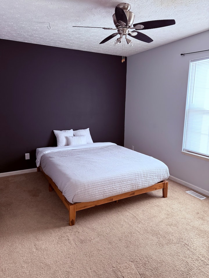 Furnished Room On Bus Line - West Lafayette, IN