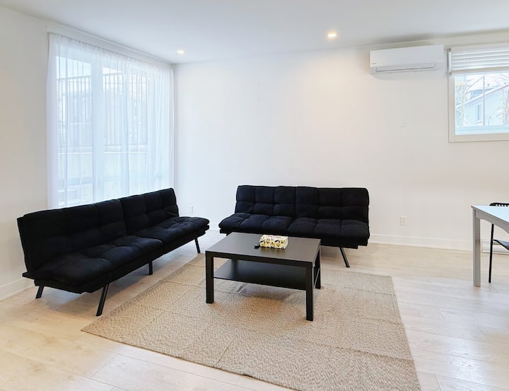 New 3br Apt | Walk Everywhere | Free Parking - Longueuil
