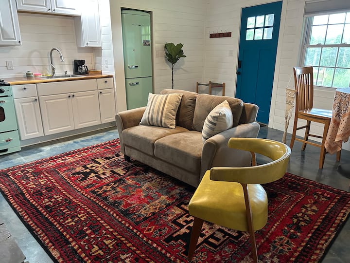 Cozy Apartment On Mt. Ascutney - Claremont, NH