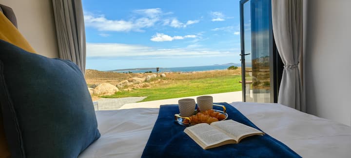 Black Eagles Rest Nr3 Of 8 Units - Langebaan