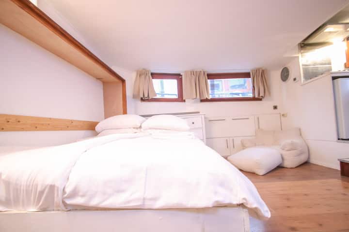 Captains Cabin Baloo @Bocoliving Rotterdam Marina - Rotterdam